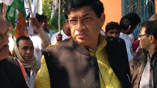 শুভেন্দু অধিকারী মন্ত্রী সৌমেন মহাপাত্রকে আক্রমণ করেছেন, তাঁর তৃণমূলে ...