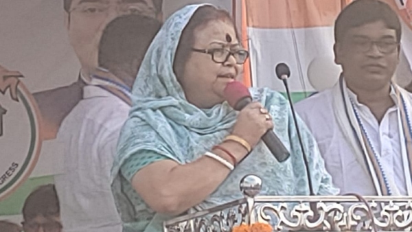 মোদী- শাহকে নিয়ে বিতর্কিত মন্তব্য সাবিত্রি মিত্রের, Sabitri Mitra ...