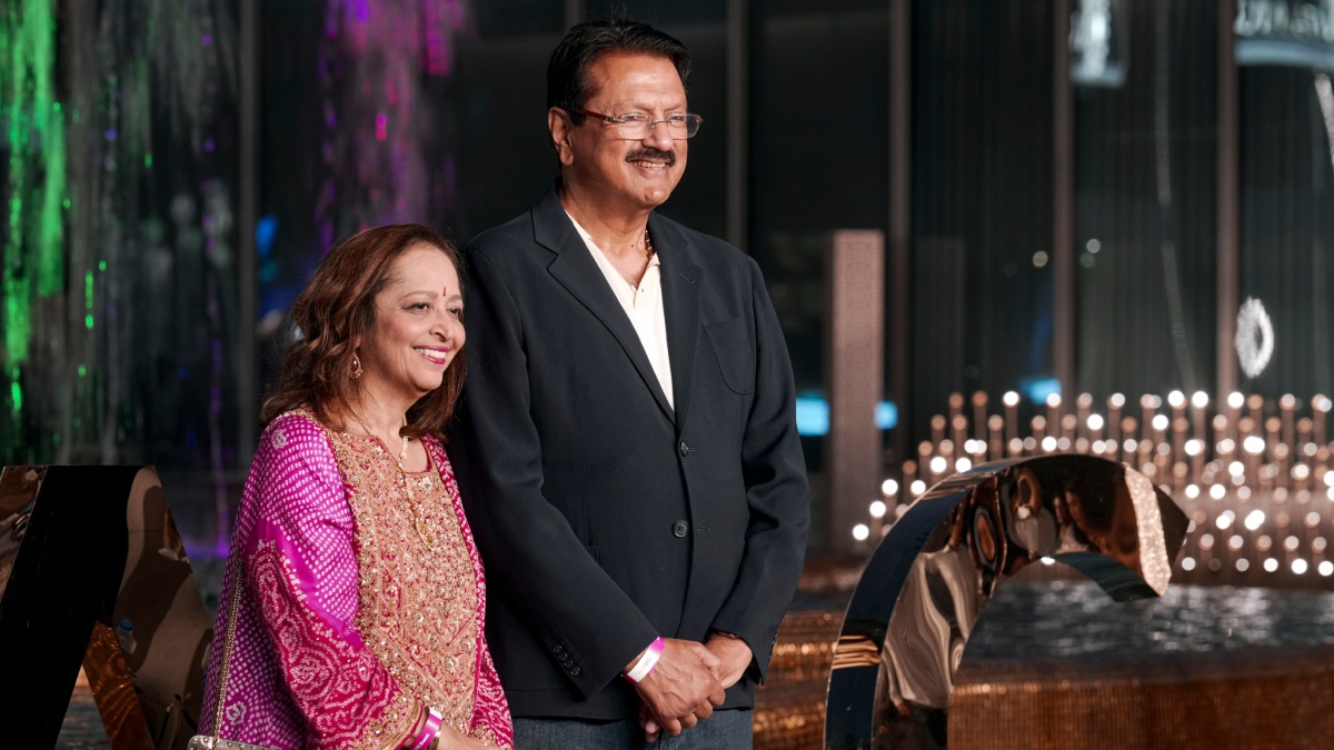 Ajay Piramal Net Worth: মুকেশ আম্বানির মেয়ের শ্বশুর! অজয় পিরামলের মোট ...