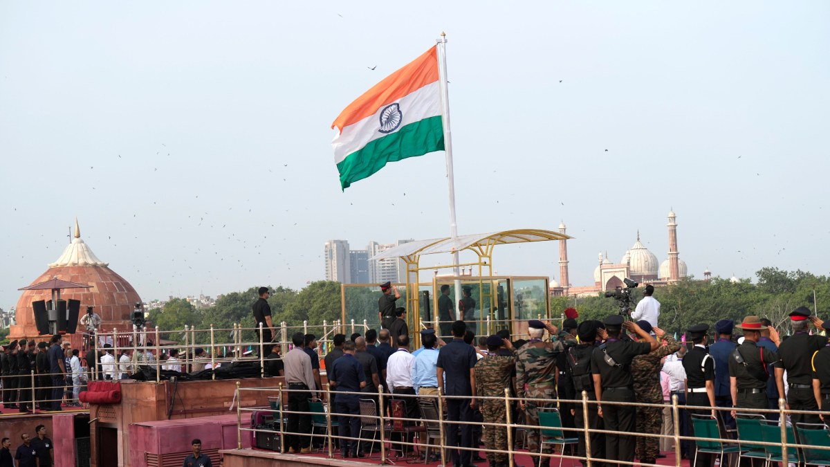 Independence Day: ৪৭-এ নয়! ১৯০৬ সালে উড়েছিল ভারতের প্রথম জাতীয় পতাকা ...