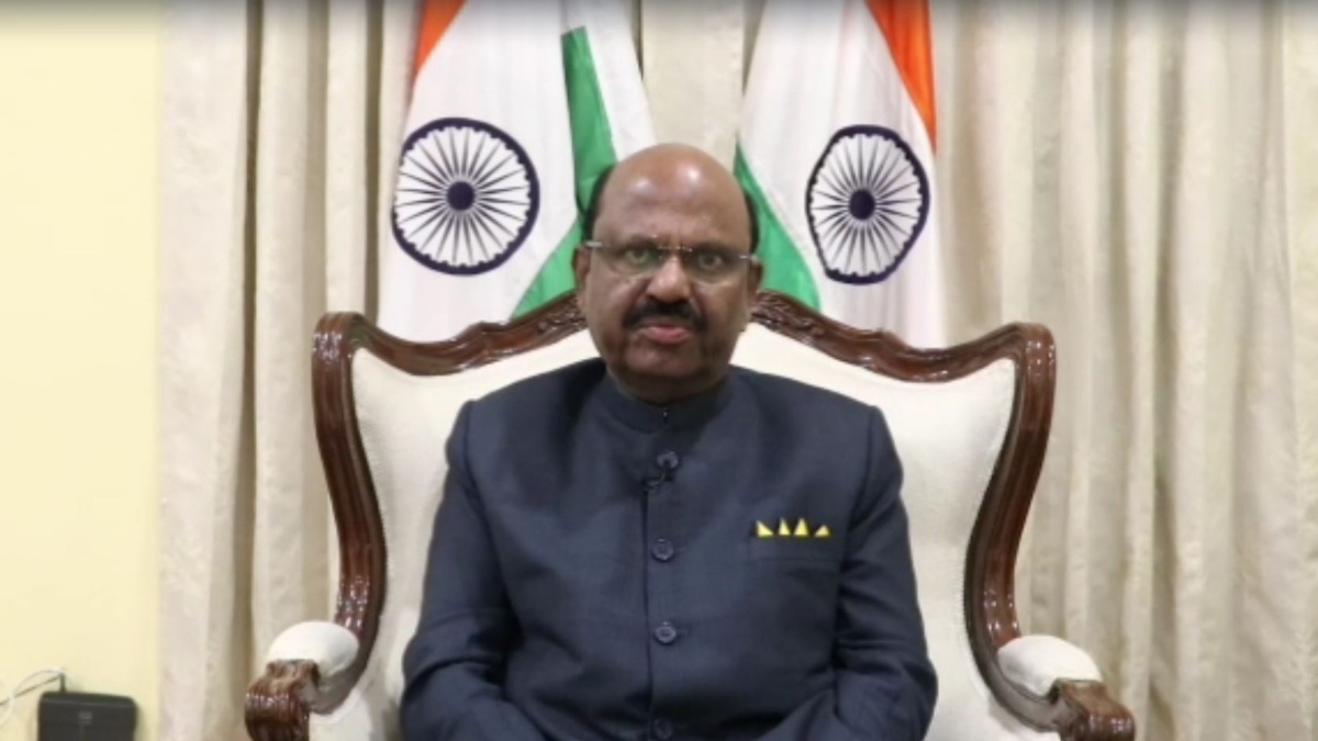 'আচার্য হিসাবে উপাচার্য নিয়োগ বৈধ', মমতা বন্দ্যোপাধ্যায়কে প্রকাশ্যে ...