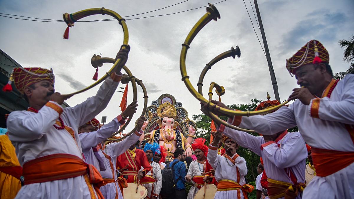 Ganesh Chaturthi 2023: আর্থিক সঙ্কট কাটাতে গণেশ চতুর্থীর দিন গণপতির এই ...