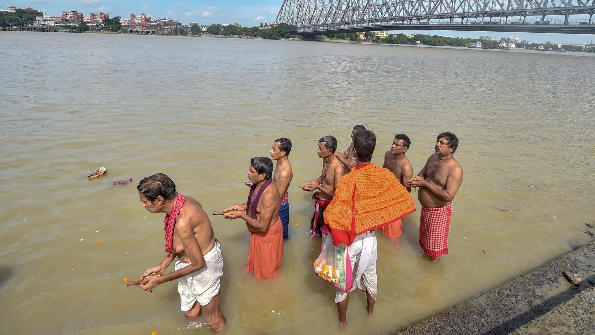Pitri Paksha 2023: কবে থেকে শুরু হবে পিতৃপক্ষ, নয়া সম্পত্তির মালিক হতে ...