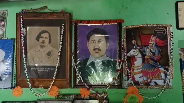 Bonedi Barir Durga Puja: মহাষষ্ঠীর দিন হয় দেবীর চক্ষুদান, দেখে আসুন ...