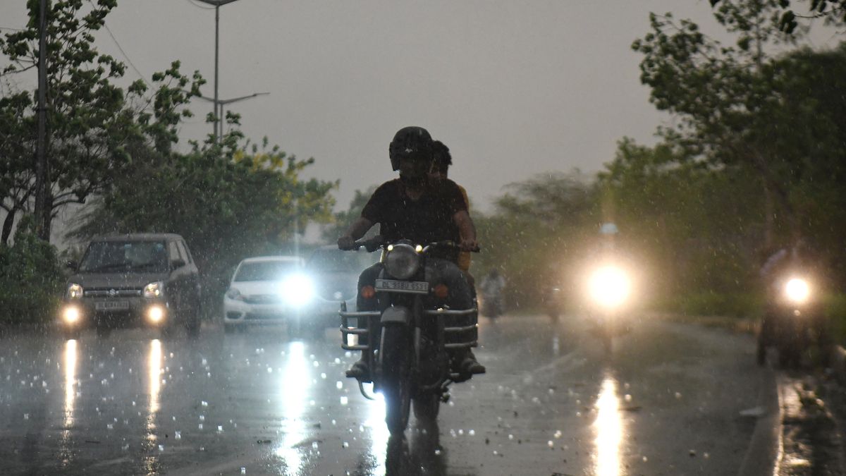 West Bengal Weather: মে মাসের শেষে ঘূর্ণিঝড় নাকি নিম্নচাপ, কোনটার ...