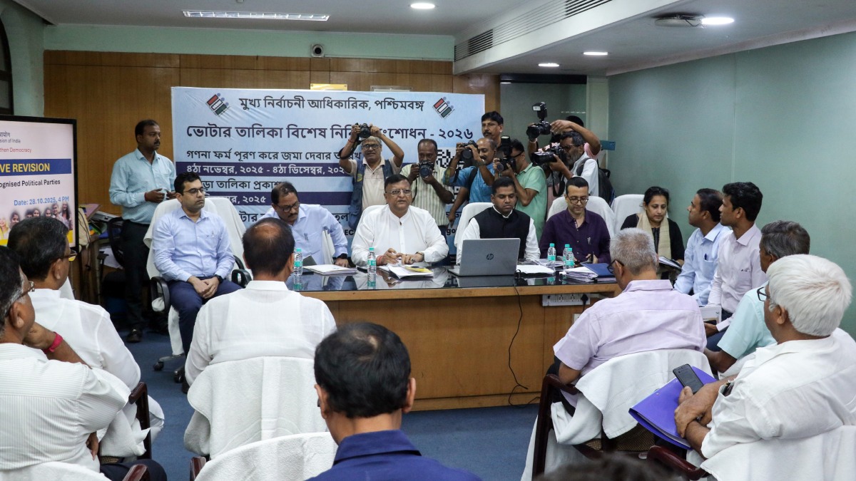 অনলাইনে SIR-এর ফর্ম পূরণ করা যাচ্ছে, ভালো সাড়া মিলছে বলে দাবি কমিশনের ...