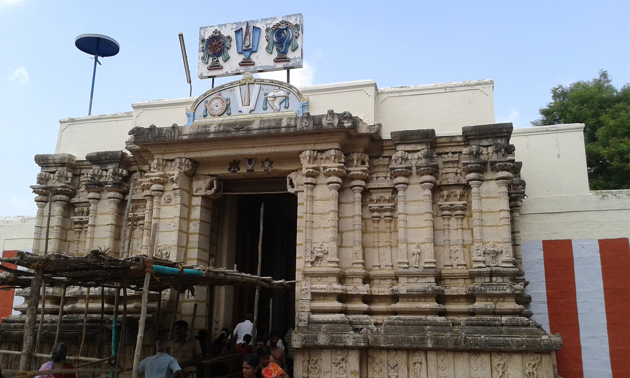 Arupadai Veedu Temple, Pazhamuthicholai | Arupadai Veedu Temple ...