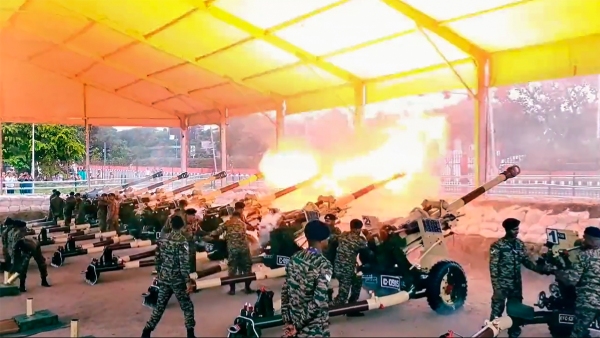 21 Gun Salute : કેમ અપાય છે 21 તોપોની સલામી? જાણો ક્યારે અને કેવી રીતે ...