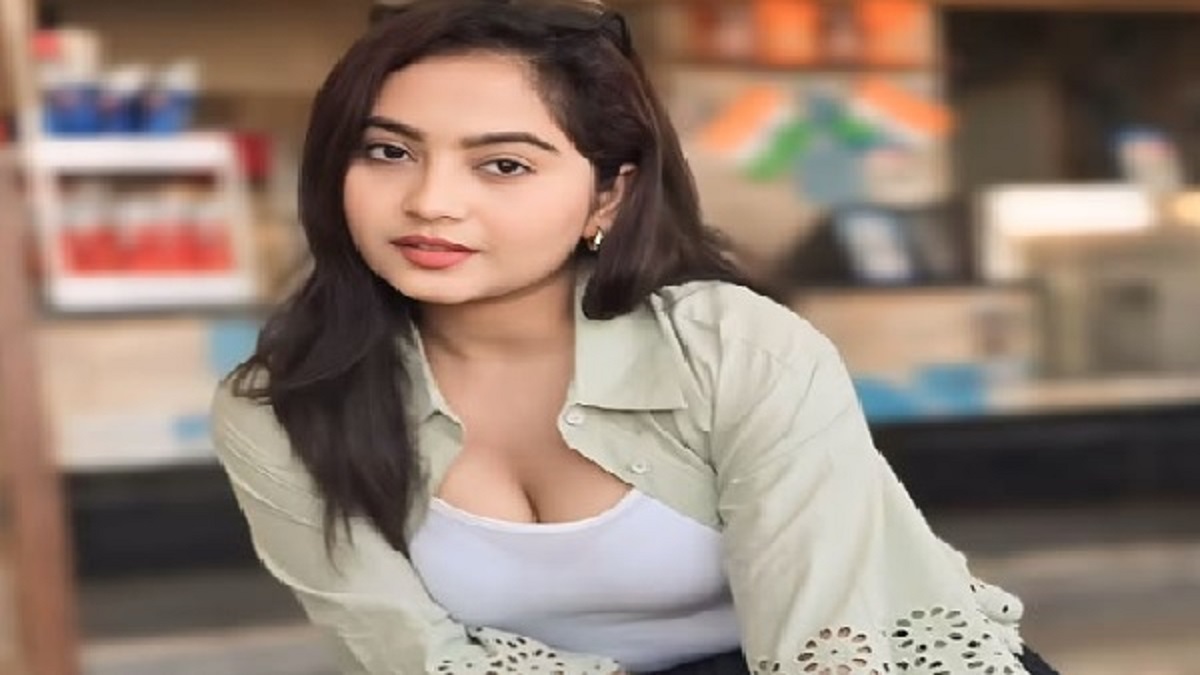 આણંદ: સોશિયલ મીડિયા ઈન્ફ્લુએન્સર અને મોડેલ રિદ્ધી સુથારનો આપઘાત, કેનાલમાંથી મળી આવ્યો મૃતદેહ ...