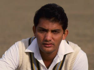 अजहर के लिए अनलकी साबित हुआ जुम्‍मा | Azharuddin lost his son Ayazuddin ...