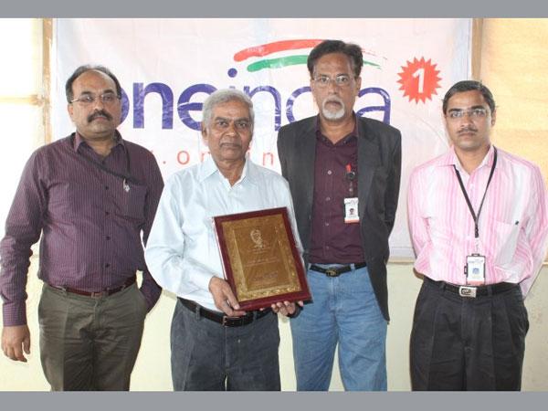 एसआर हीरेमठ बने कर्नाटक पर्सन ऑफ द ईयर | Oneindia felicitates S R ...