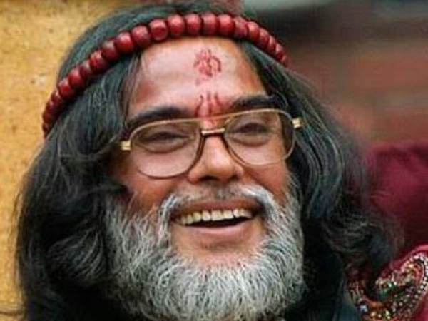 दाढ़ी-बाल कटाकर 'हीरो' बने स्वामी ओम, पहचान नहीं पाएंगे आप | Swami Om ...