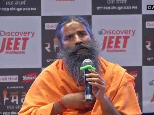 खड़ाऊँ से स्वामी रामदेव ने बचपन में की थी अपने प्राणों की रक्षा, जानिए ...