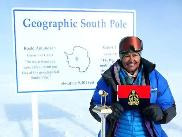 IPS अधिकारी अपर्णा ने रचा इतिहास, निमोनिया में बर्फीली हवा के थपेड़े ...