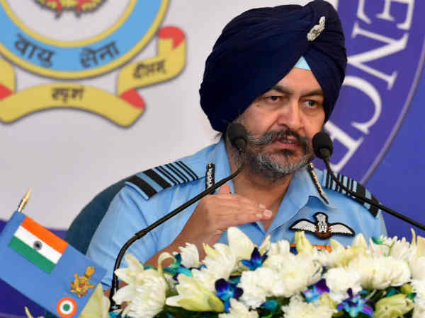 HAL पर बरसे IAF चीफ बीएस धनोआ, बोले इसकी वजह से वायुसेना की युद्धक ...