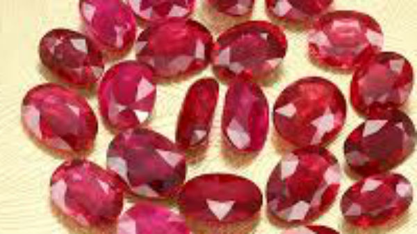 दशम भाव में सूर्य होने से माणिक्य पहनने के फायदे | Benefits of Ruby ...