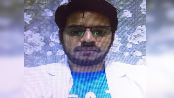 मजदूर पिता ने कर्ज लेकर बेटे को बनाया डॉक्टर, ड्यूटी ज्वाइन करने के एक ...