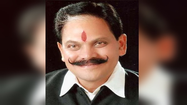 Ramesh Saxena : कांग्रेस नेता का अजीब सुझाव, कोविड-19 से बचने के लिए 11 ...