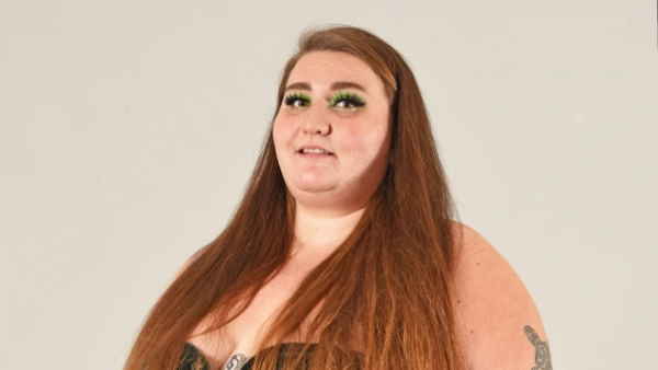 लड़की के लिए उसका मोटापा बना वरदान, जानें 226 किलो की ये लड़की कैसे कमा ...