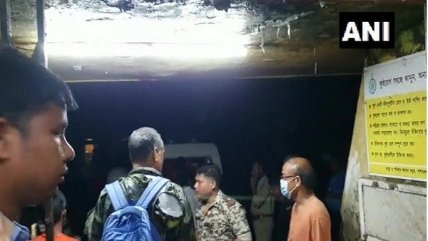 पश्चिम बंगाल में बड़ा हादसा, गाड़ी में करंट लगने से 10 की मौत, कई घायल ...