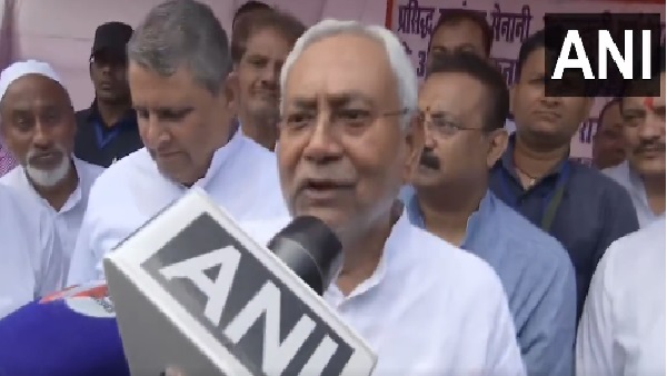 Lalu Yadav CBI Chargesheet: लालू के बचाव में उतरे CM नीतीश, बोले- 'हम ...