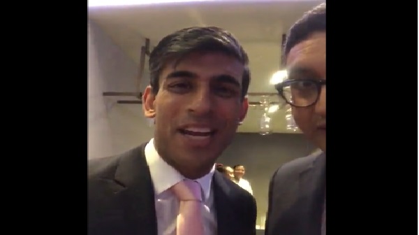 ऋषि सुनक से मिले शेफ संजय रैना, विजय मामा से कराई बात, सोशल मीडिया ...