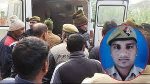 Maharajgan News: सिपाही का फंदे से लटकता मिला शव,इसी साल हुई थी पहली ...