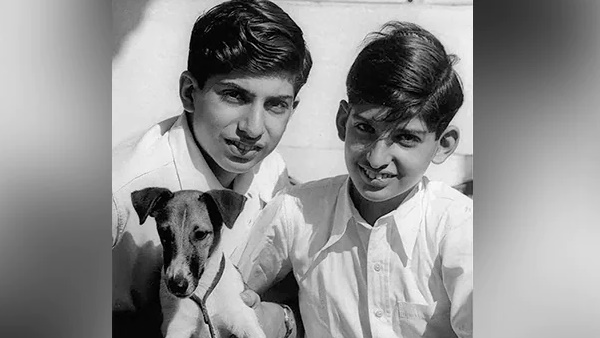 Ratan Tata throwback pic: बचपन को याद कर भावुक हुए रतन टाटा, भाई जिमी ...