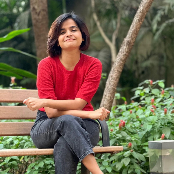 Bageshwar Baba जैसे 'चमत्‍कार' तो Suhani Shah भी कर रही, जानिए उदयपुर ...