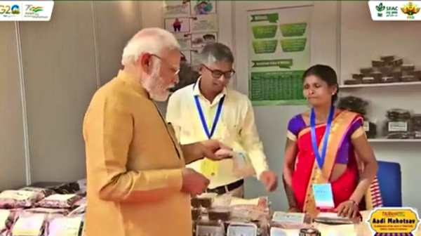 Aadi Mahotsav में पहुंचीं सीताबेन की यात्रा प्रेरक है, खेतों की मजदूरी ...