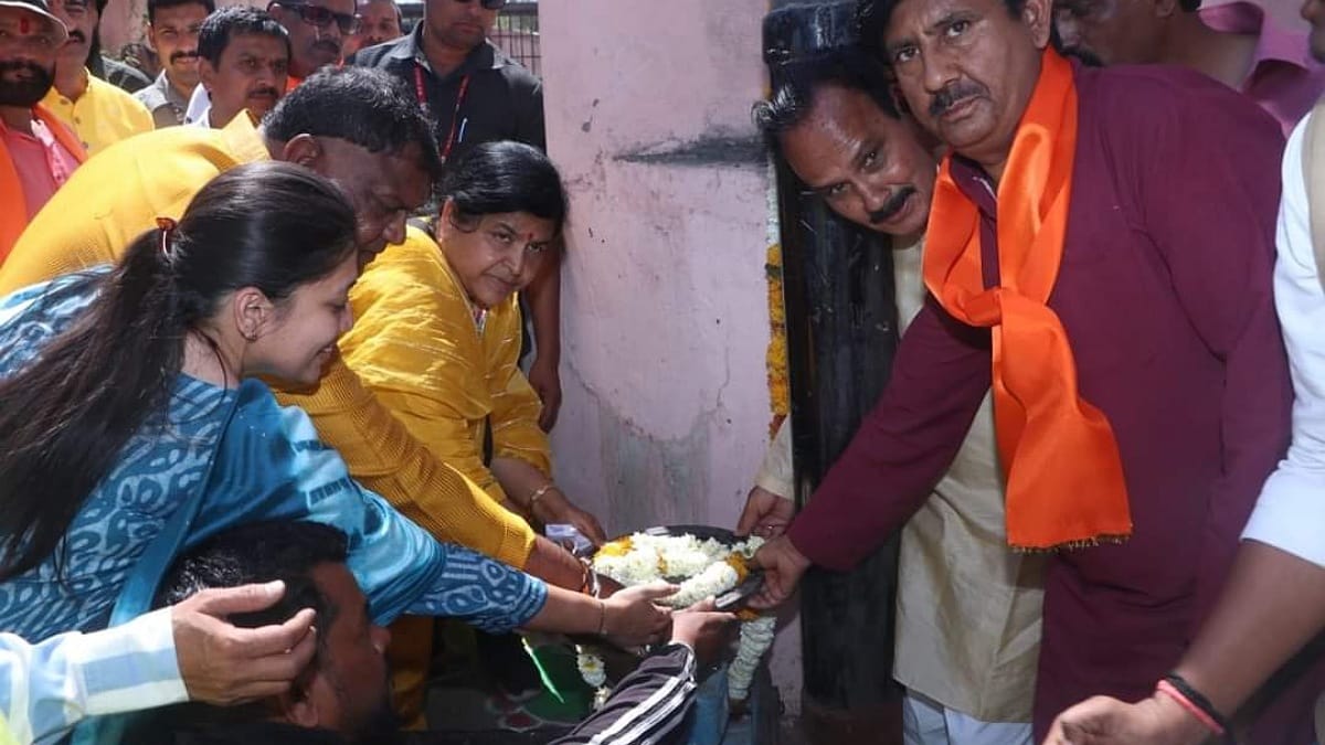 MP: विकास यात्रा से बदल रही महू की तस्वीर, ग्रामीणों के घर तक पहुंचा नर्मदा जल | Narmada water ...