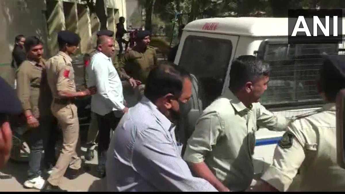 Morbi Bridge Collapse: ओरेवा ग्रुप के MD जयसुख पटेल न्यायिक हिरासत में भेजे गए | Jaysukh Patel ...