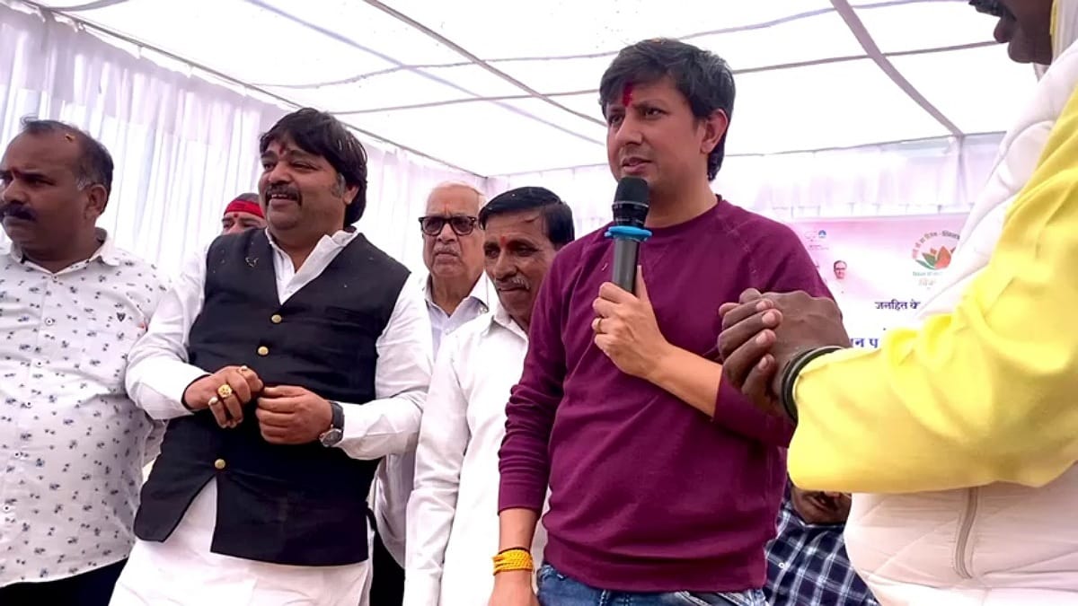 Indore में निकली विकास यात्रा, MLA आकाश विजयवर्गीय ने लगाई सौगातों की झड़ी | Vikas yatra ...