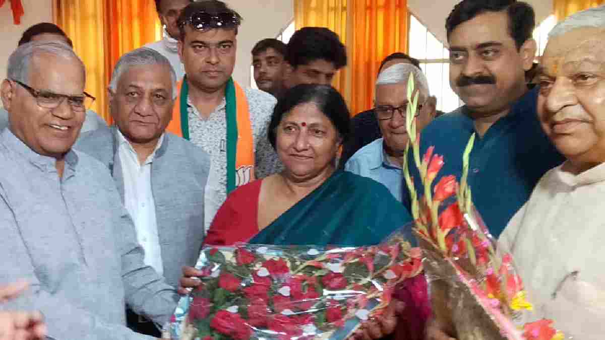 Ghaziabad Mayor Election Result 2023: कौन हैं सुनीता दयाल? जिन्होंने BJP का लहराया परचम ...