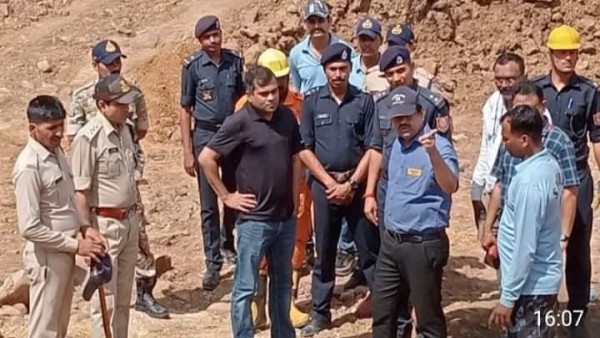 Bhopal News: भोपाल में बड़ा हादसा, बालमपुर में मिट्टी धंसने से 6 महिलाएं दबीं, दो की मौके पर मौत ...