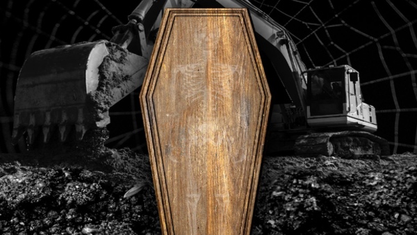 ताबूत में जिंदा हुआ शव! कब्र से निकली चीखें, खोलना पड़ा ताबूत, चौंकाने ...