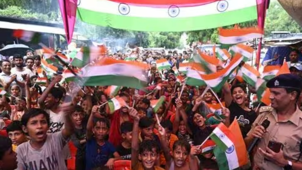 चंद्रयान-3: देर रात तक मना ISRO की सफलता का जश्न, वंदे मातरम के नारों ...