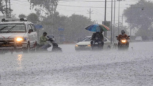 MP में दूसरे दिन भी असाधारण बारिश, कट्ठीवाड़ा, मेघनगर और धार में ...