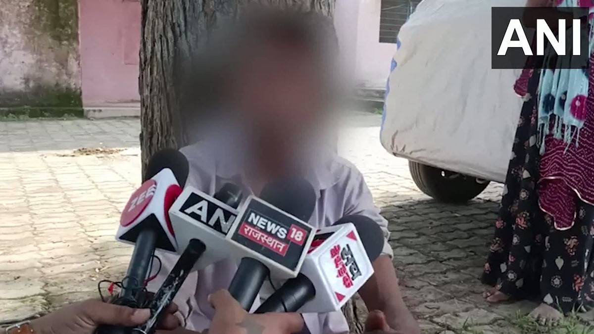 Rajasthan: महिला को निर्वस्त्र कर घुमाने के मामले में पिता का बयान-'आरोपियों के नाम नहीं जानता ...