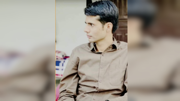 Naresh Chaneja RPS: किसान के बेटे ने बिना कोचिंग 4 बार क्रैक की RPSC, जानिए नरेश चनेजा की धांसू ...