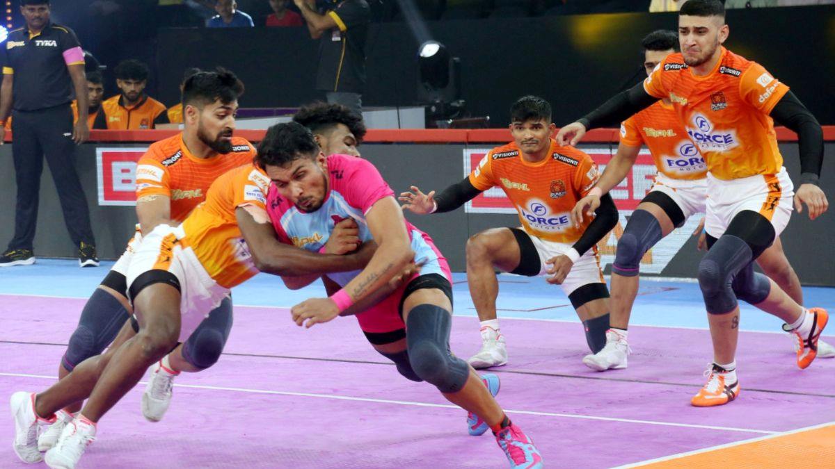 PKL 2023-24: जयुपर और बेंगलुरु की हार, पुणेरी पलटन और बंगाल वॉरियर्स ने जीते मैच | PKL 2023-24 ...