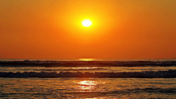 Shurya Dev Chalisa: पानी है तरक्की तो रविवार को जरूर करें इस चालीसा का ...