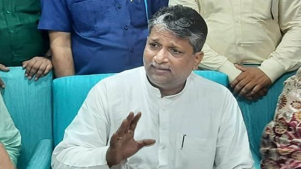 Bihar News: प्रदेश के नए शिक्षा मंत्री का कैसा रहा है इतिहास, जानिए ...