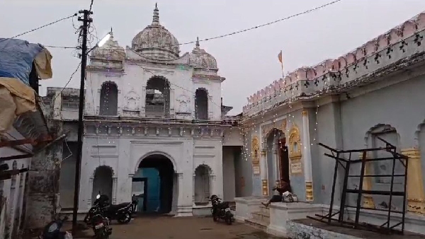 Ram Mandir: नर्मदा के तट पर बसा राम दरबार, अयोध्या राम मंदिर की तरह ...