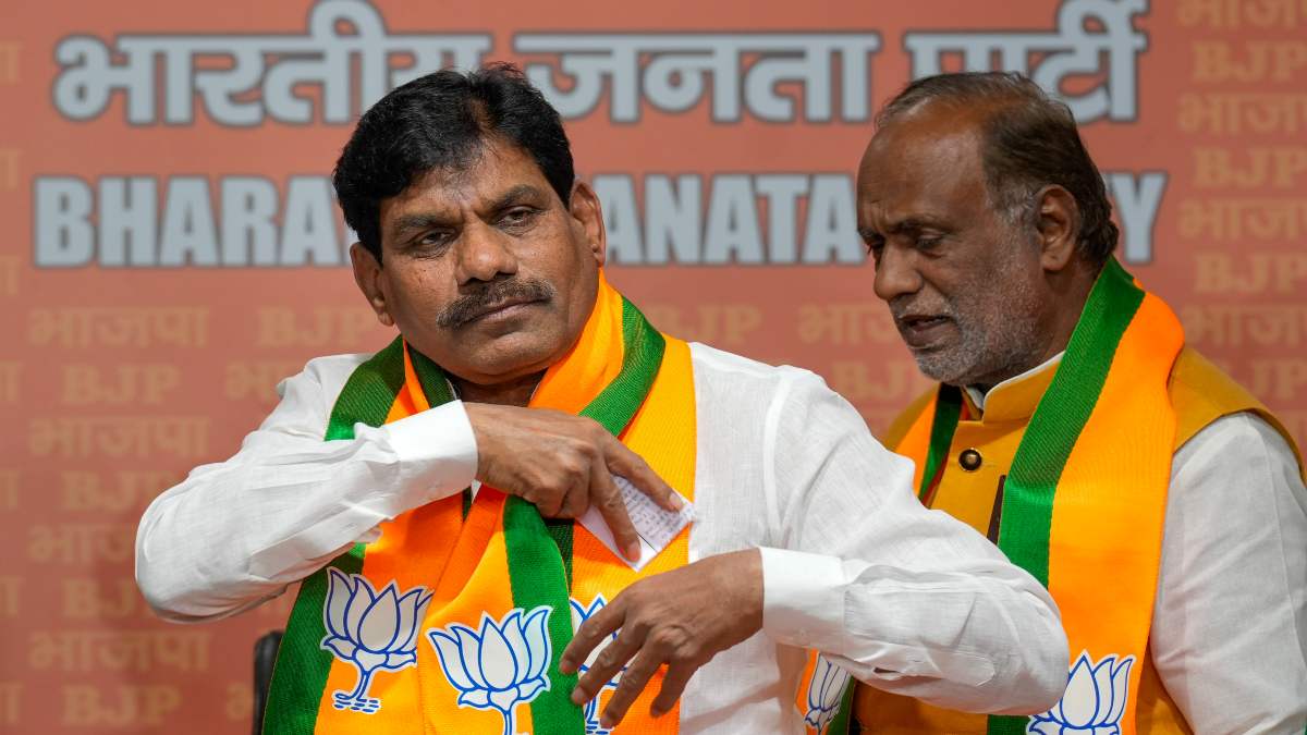 BB Patil: एक दिन पहले BJP में हुए शामिल और मिल गया टिकट, जानिए कौन हैं ...