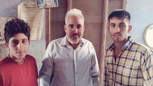 Success Story: कौन हैं ये 3 सगे भाई-बहन, जो एक साथ लगे सरकारी नौकरी ...