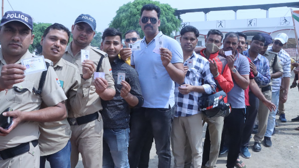 19 अप्रैल को सुबह 7 बजे से 5 बजे तक मतदान,कल से अंतरराष्ट्रीय बॉर्डर ...