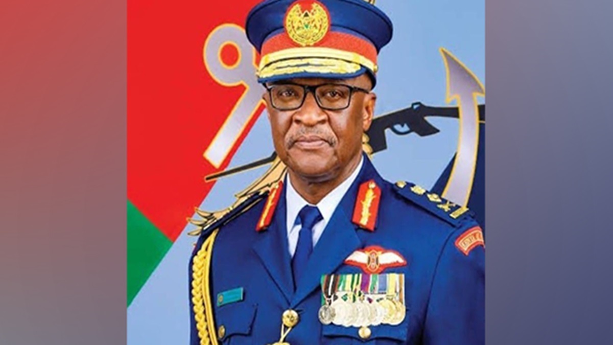 केन्या के सैन्य चीफ की हेलीकॉप्टर क्रैश में मौत | Kenya Army Chief and ...