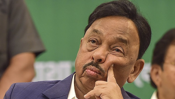 मोदी के इस मंत्री पर 28 करोड़ का कर्ज, खुद हैं अरबपति, पत्नी के पास भी ...