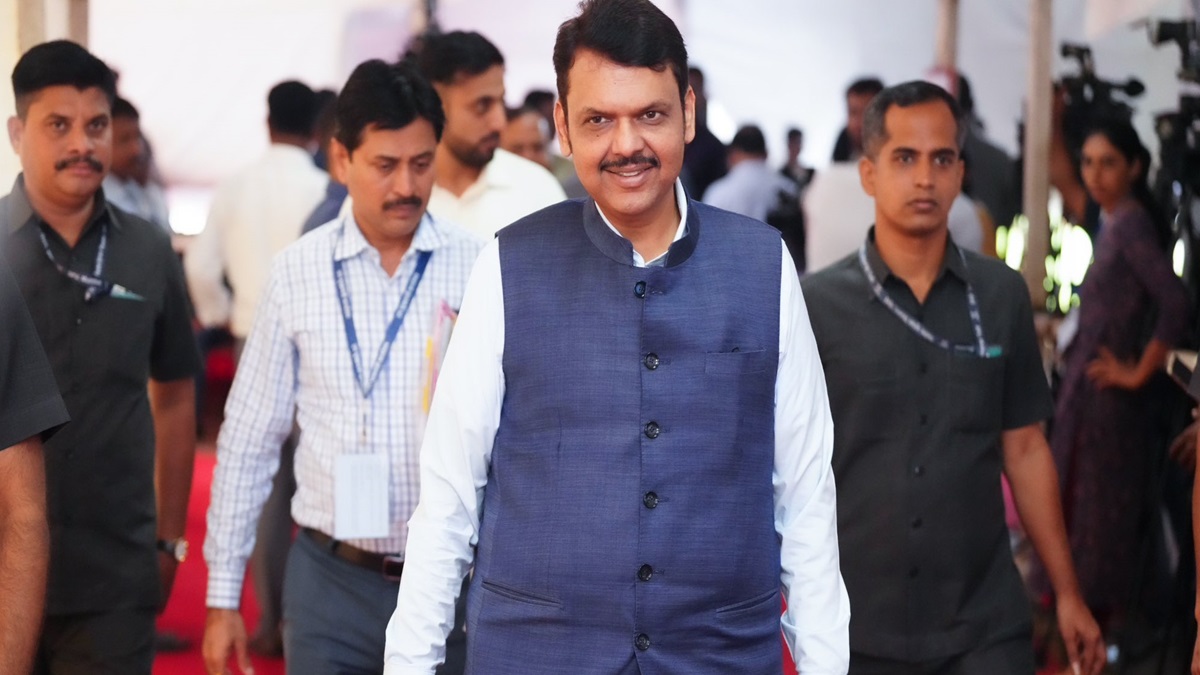 टीम इंडिया के विश्व विजेता बनने पर देवेंद्र फडणवीस ने दी बधाई, कही खास ...